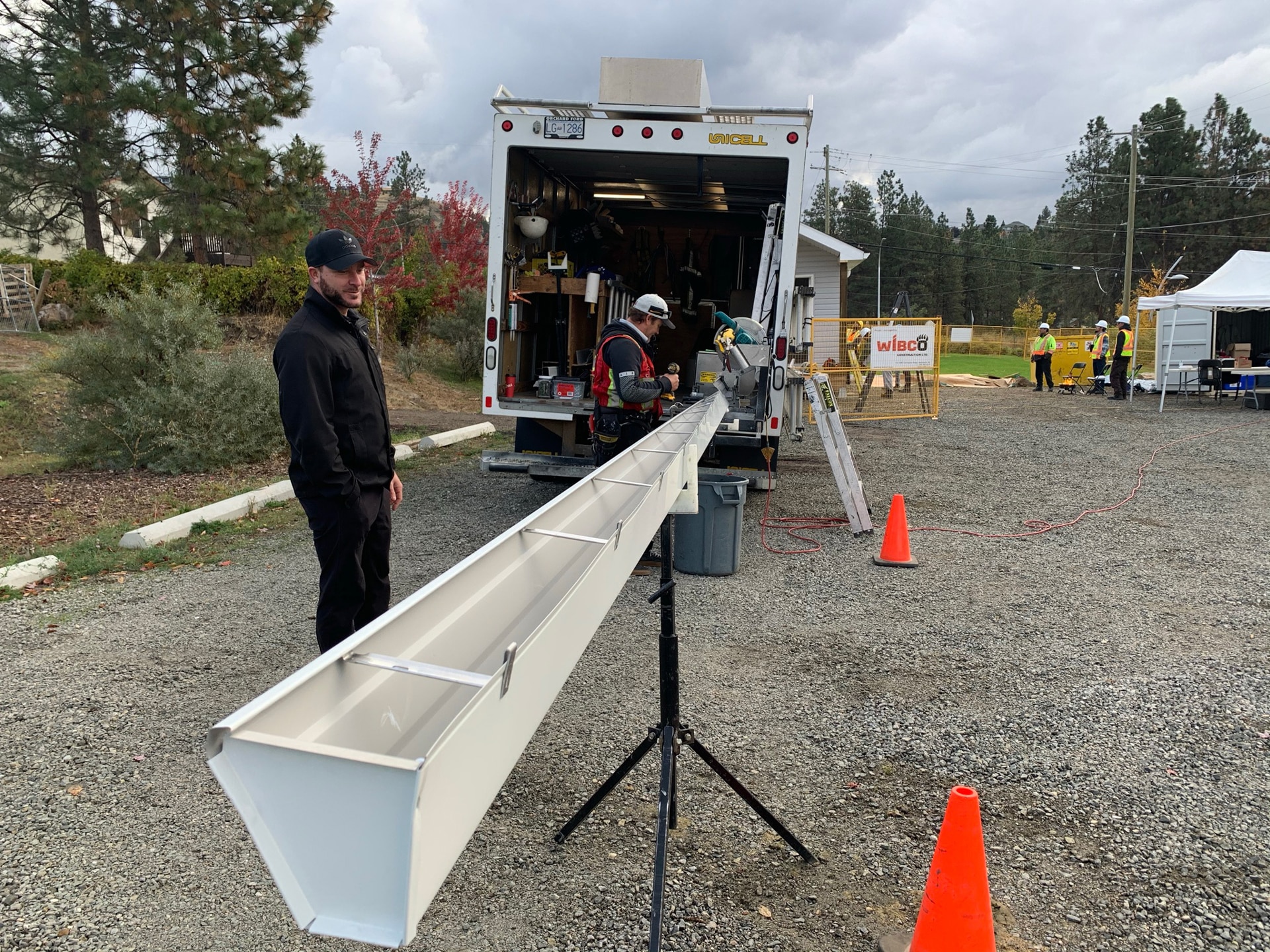 Kelowna Gutter Installation Company - Eavestrough Installers Vernon BC